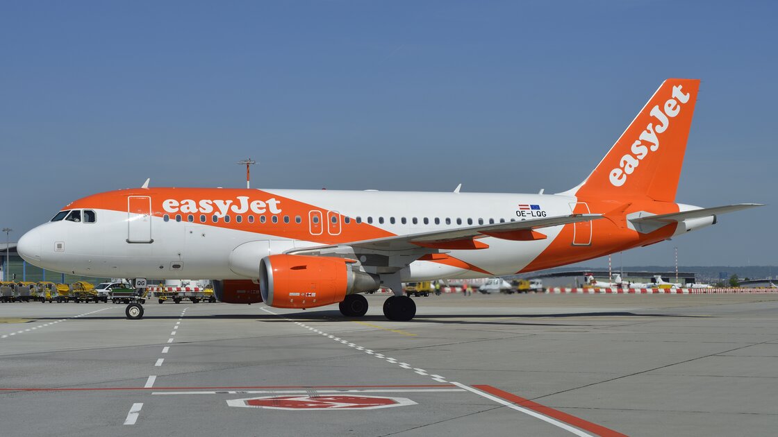 Flight JU 349 to BELGRAD - Stuttgart Airport