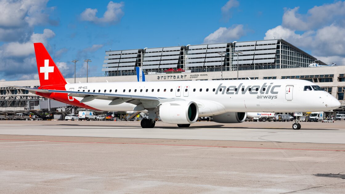 Flight LX 1165 to ZUERICH - Stuttgart Airport