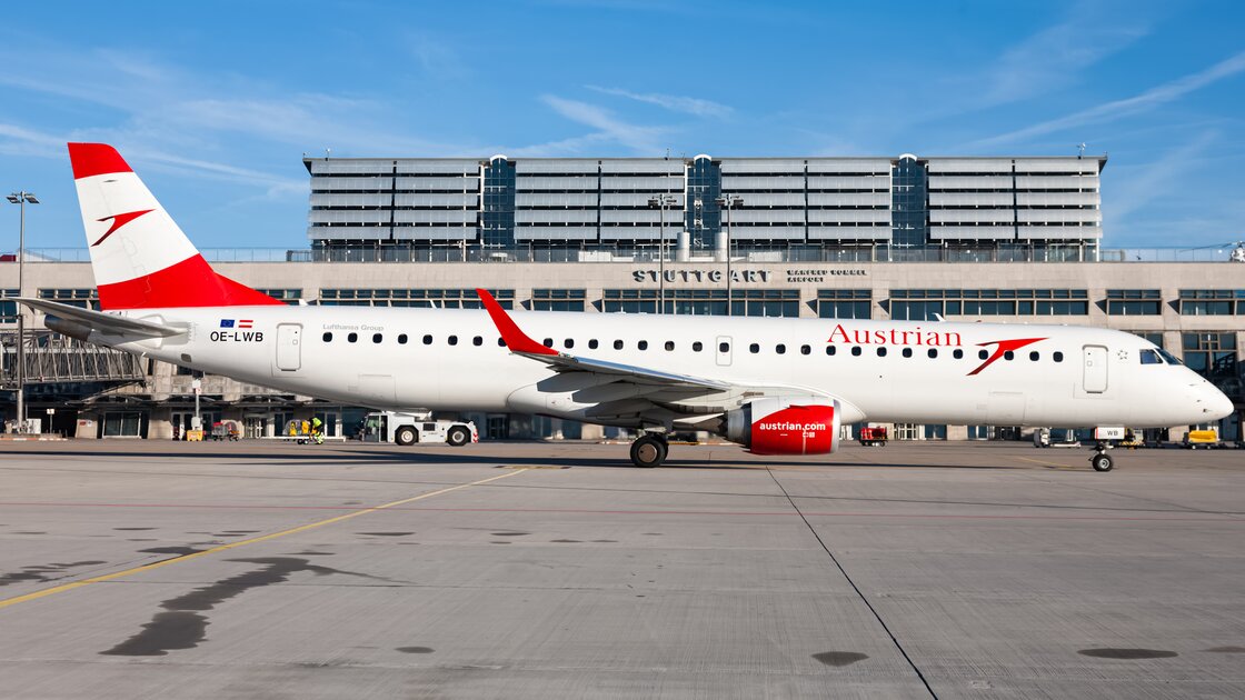 Arrival and Departure - Stuttgart Airport