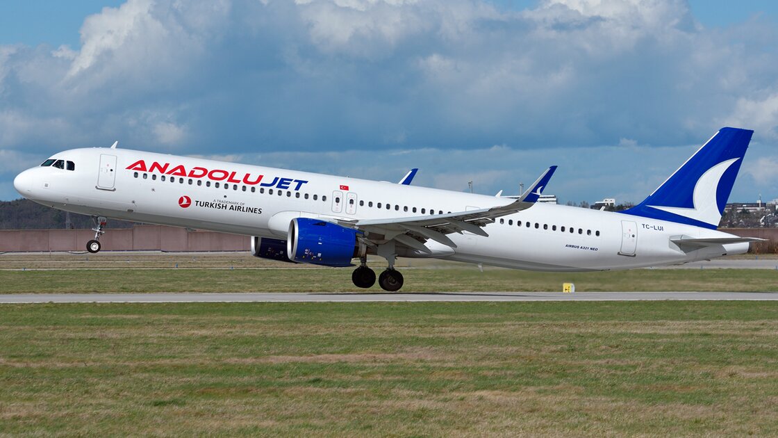 Flight VF 047 from ISTANBUL (SAW) - Stuttgart Airport