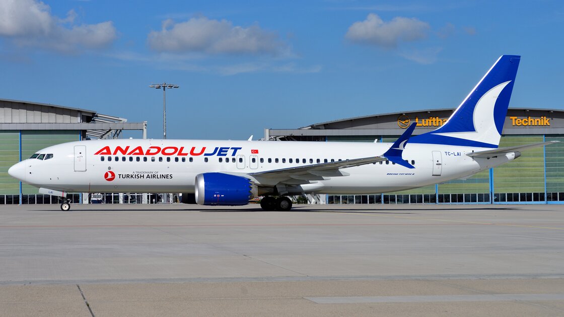 Flight VF 046 to ISTANBUL (SAW) - Stuttgart Airport