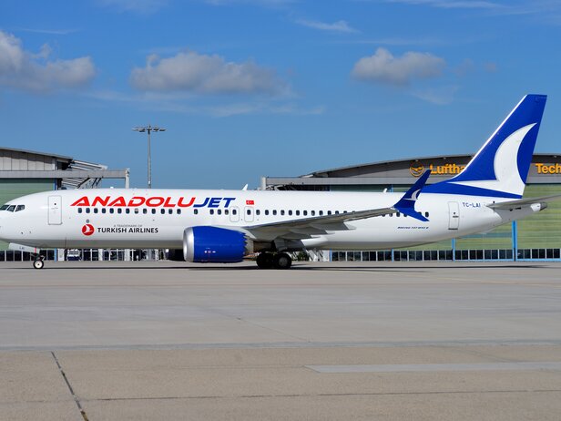 AJet - Flughafen Stuttgart