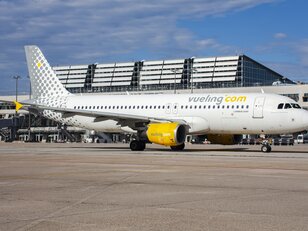 vueling - Stuttgart Airport