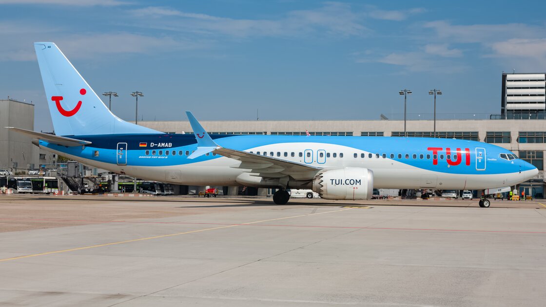 Flight X3 2175 from FUERTEVENTURA - Stuttgart Airport